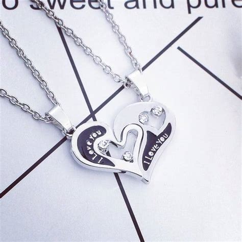 Парні кулони для закоханих