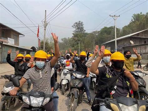 Dvb မူဆယ်၊ နမ့်ခမ်း၊ လားရှိုး၊ သီပေါ မြို့တို့တွင် ပုံစံအမျိုးမျိုးဖြင့် ဆက်လက်ဆန္ဒပြ