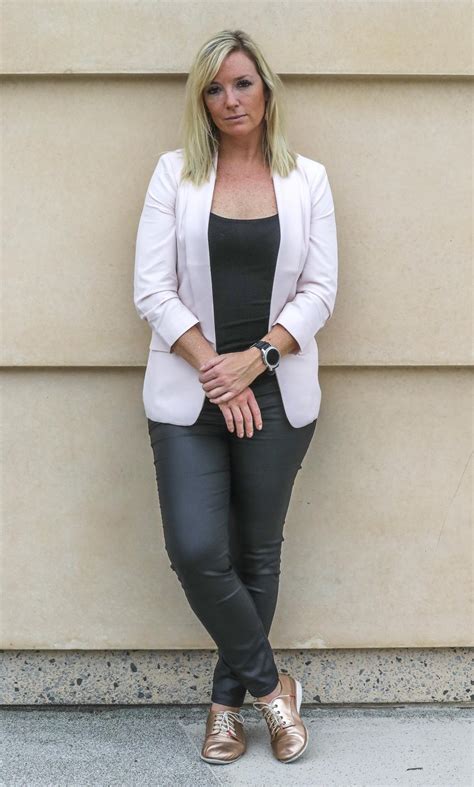 Sexologist Amanda Lambros Discusses The Vile Unsolicited Messages She