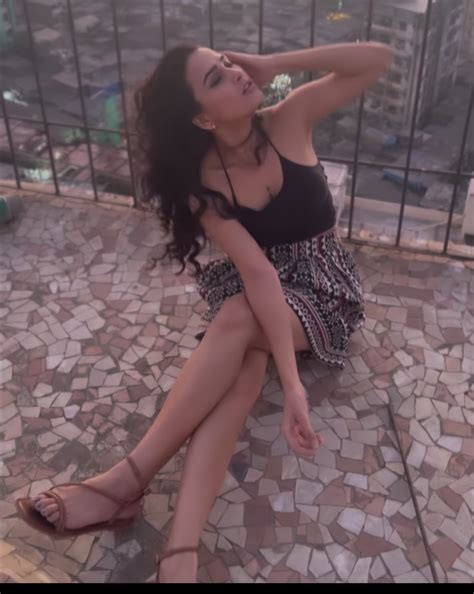 Anushka Sharmas Feet