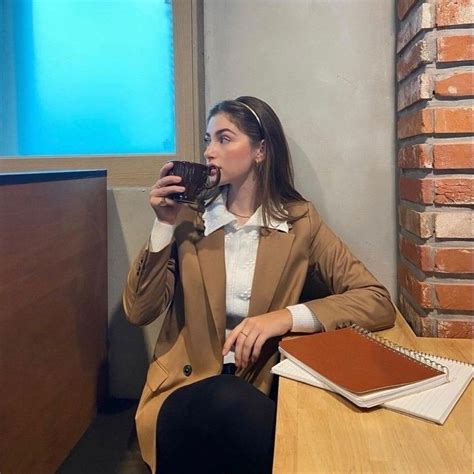 Elsie Hannaway Love Theoretically Blog De Libros Foto Libros