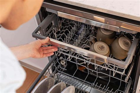 How To Stack A Dishwasher Properly