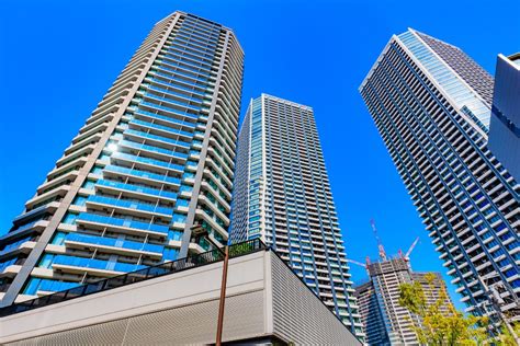 タワマンの醍醐味といえばジム、プール、カフェラウンジなど豪華な共用施設だが…背後に潜む「膨れ上がる管理費」「使ってなくても費用は分担」という落とし穴【不動産のプロが解説】 ゴールドオンライン