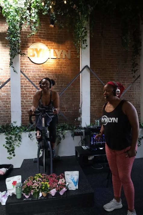 curve method plus size spin class cece olisa