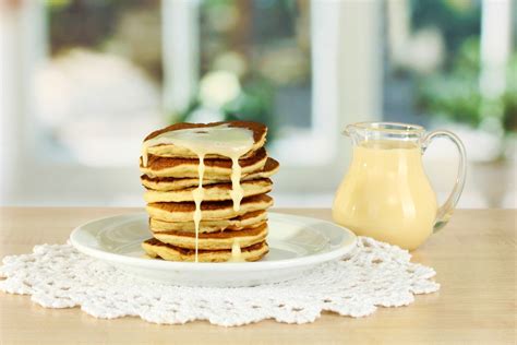 როგორ მოვამზადოთ მოხარშული შესქელებული რძე სახლის პირობებში კარაქის გარეშე