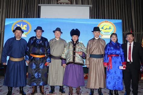 ТӨРИЙН ДЭЭД ОДОН МЕДАЛЬ ГАРДУУЛЛАА