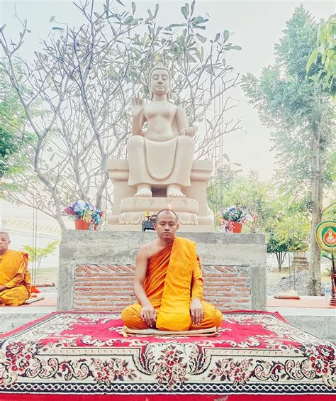 🙏🙏🙏 เข้าวัดไหว้พระ สะสมเสบียงบุญ 🙏 อชฺเชว กิจฺจมาตปฺปํ โก ชญฺญา มรณํ สุเว ควรรีบทำความเพียรใน