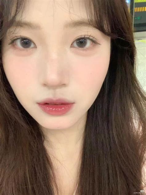 Pin Von Ahreum Auf 메이크업 Getan