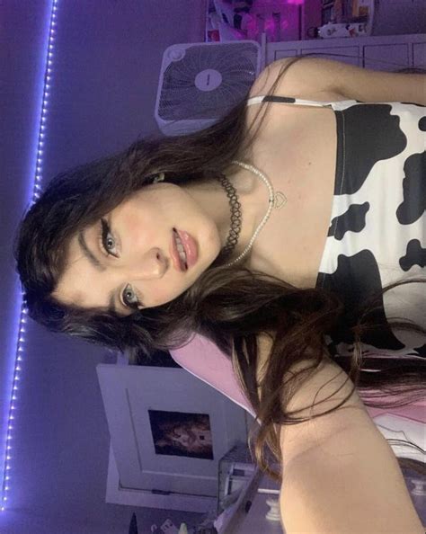 Bee Bee Asmr Rmoresexyasmrgirls