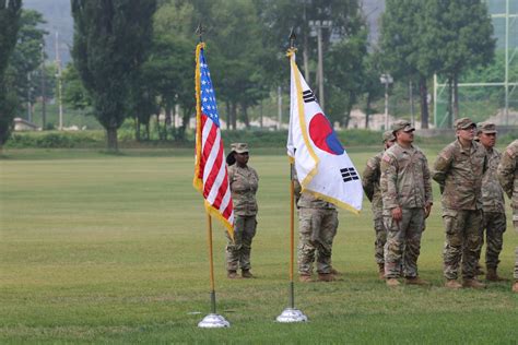 미국 국방부 한국도 Gdp 5 국방비로 써야 한국일보