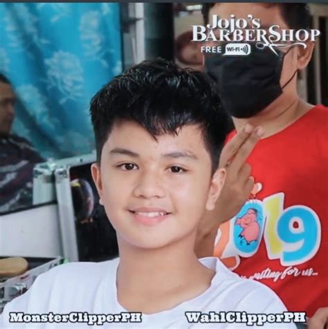 Two Block Korean Hairstyle With Line Hairstyle Korean Cuisine Two Block Korean Hairstyle