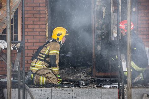 Голова ДніпроОВА показав наслідки влучання ракети в медзаклад Дніпра Новини Нікополя «Прихист