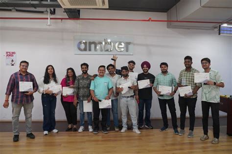 Amber On Linkedin Reward Celebration Recognition Supply