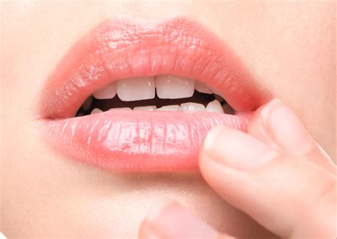 Las Dolorosas Boqueras Causas Y Tratamiento Clínica Dental Everest