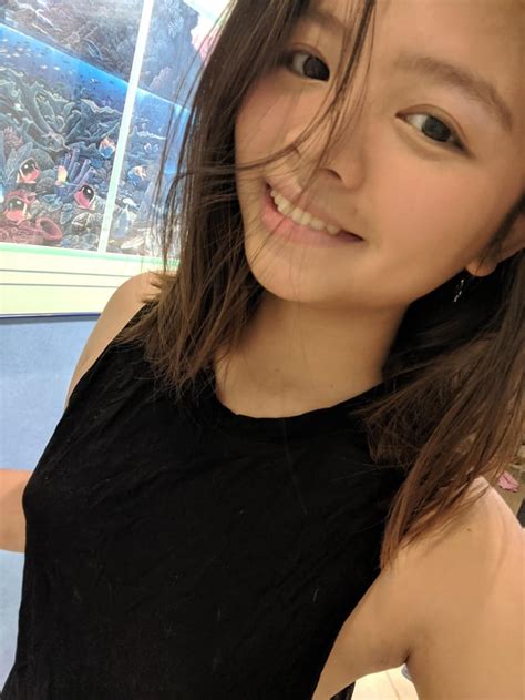 Hello There 18 Rselfies