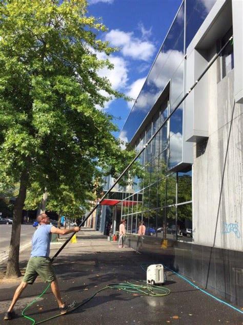 Naked Windows Window Cleaning South Melbourne