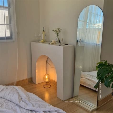 ส่งฟรี กระจกส่องเต็มตัว Premium Quality ไร้ขอบ สไตล์มินิมอล พร้อมฐานไม้ปรับองศาได้ Full Body