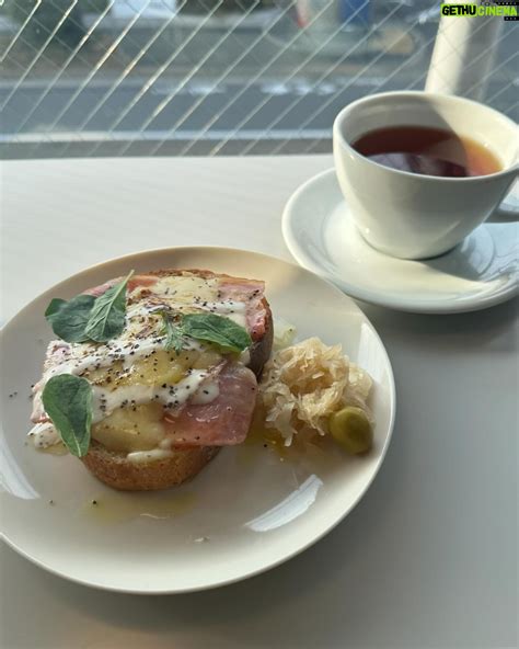 Mako Wiki Biography Age Gallery Spouse And More