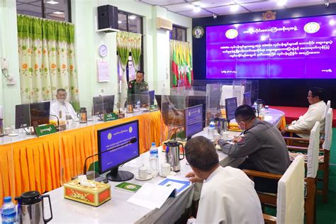 မကွေးတိုင်းဒေသကြီး အသေးစား၊ အငယ်စားနှင့်အလတ်စား စီးပွားရေးလုပ်ငန်းများ၏ ထုတ်ကုန်ပစ္စည်းများပြသပ