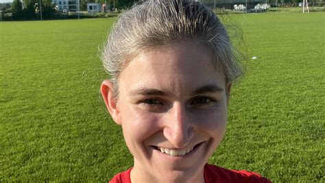 Fcrj Kapitänin Gianna Klucker «glück Habe Ich Jeden Tag Linth Zeitung