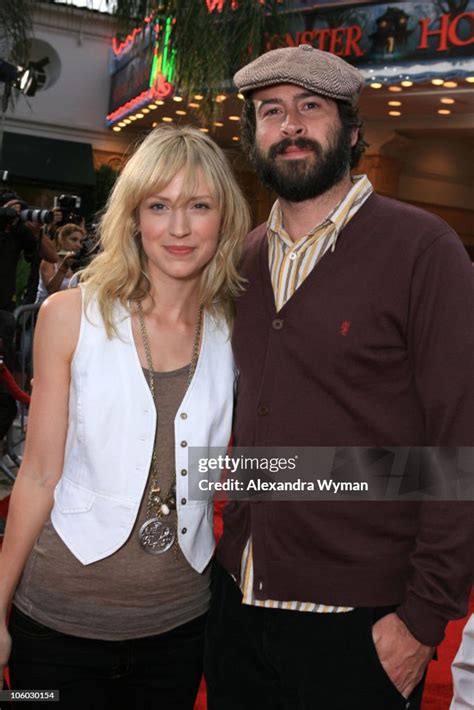 Beth Riesgraf And Jason Lee During Monster House Los Angeles News
