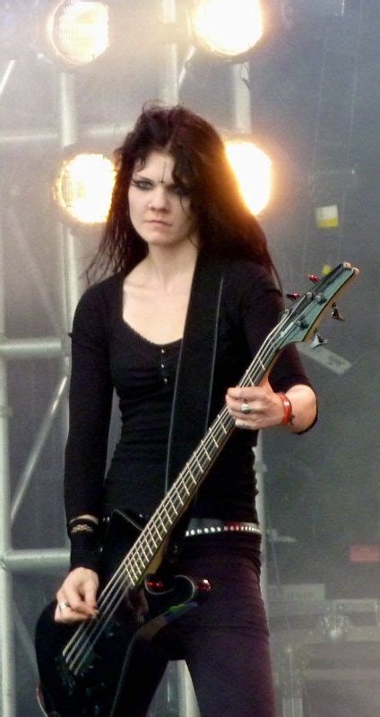 Vanja Slajh Band Triptykon Mujeres Musica Notas