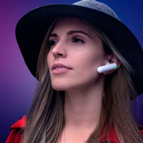 Купить наушники переводчик WT2 в Украине