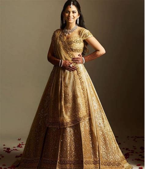Throwback Photos Isha Ambani Is A Golden Girl In Valentinos First