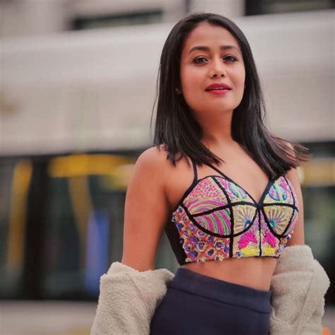 Neha Kakkar Rohanpreet Singh Age Height Boyfriend Biography Bignamebio