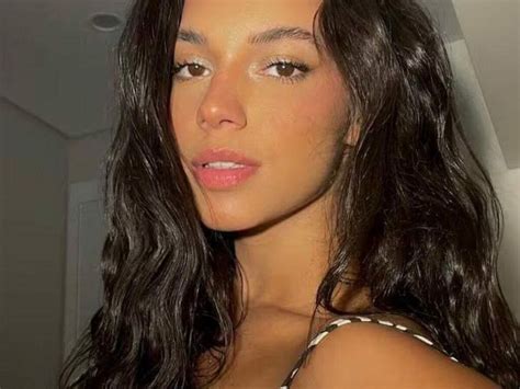 Ex Bbb Alane Dias Presta Homenagem A Preta Gil Após Falecimento