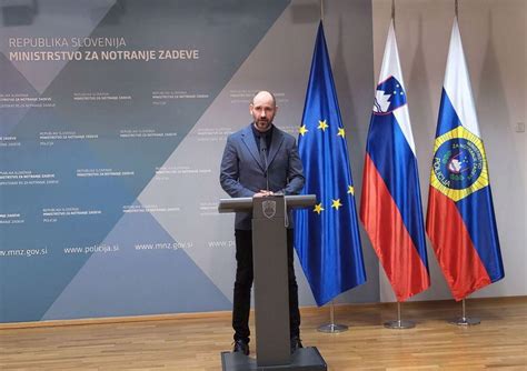 Intervju Robert Tekavec Žrtev Spolne Zlorabe Je Lahko Vsak Otrok Ki Ima Neomejen In