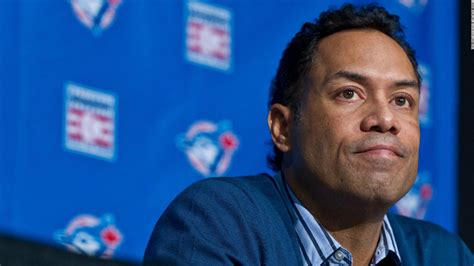 Hall Of Famer Roberto Alomar Banned From Mlb After Sexual Misconduct Investigation Cnn