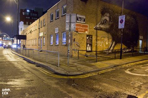 Belgian Street Artist Roa Hedgehog Mural In Shoreditch Hookedblog