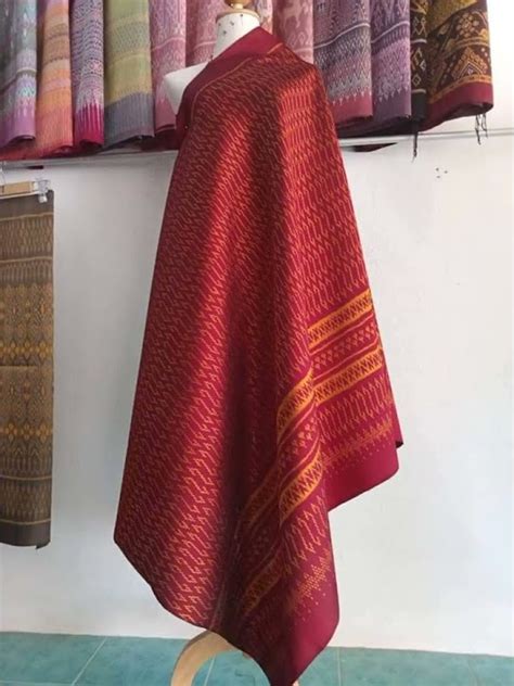 ผ้าไหมสุรินทร์ตระการตาลออจนับ ผ้าไหม ผ้าถุง ผ้าซิ่น Youtube