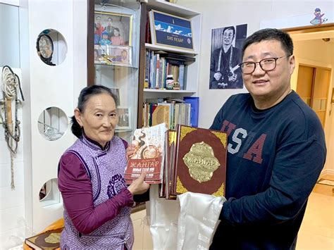 Монголын аман зохиолын гурван ноён оргил нь Монголын нууц товчоо Жангар тууль Гэсэр