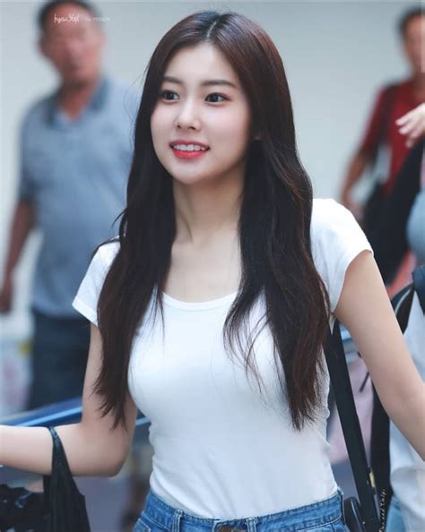 Izone Hyewon Rkpopfap