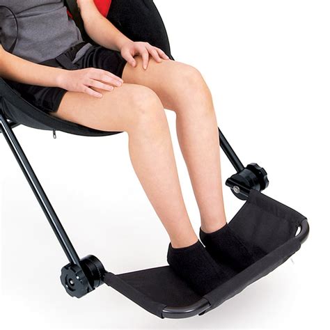 Variable Axis Swing With Safety Snap