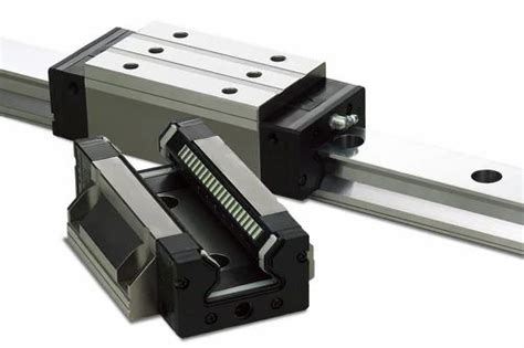 Standard Material Bearing Steel Thk Linear Guide Ways For Machine Tools At 1500 In Chennai