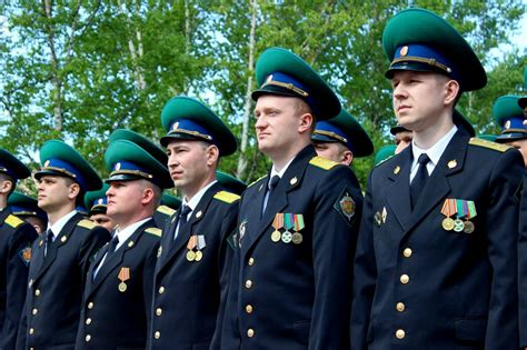 Парадная форма пограничных войск Люди в форме МЧС МВД РЖД Моряк Медик Летчик ВКонтакте