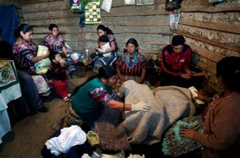 Historia De Las Comadronas De Guatemala Aprende