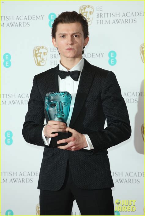 Tom Holland Wins Rising Star Award At Baftas 2017 Photo 3857929