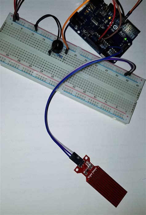 Arduinoda Sıvı Sensörü Ile Sesli Buzzer Uyarısı örneği