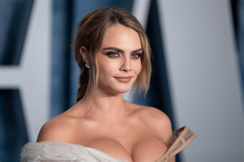 Cara Delevingne Is In Her Bob Era Glamour