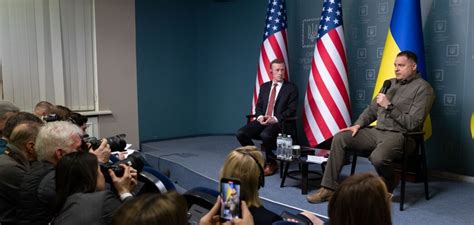 Візит Саллівана в Україну зустріч Єрмака з радником президента США