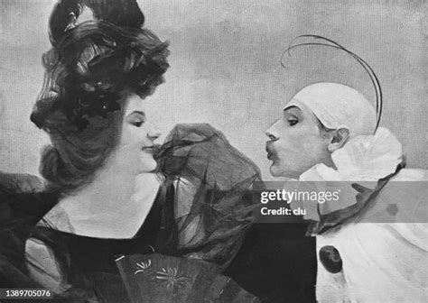 Pierrot The Clown Photos And Premium High Res Pictures Getty Images