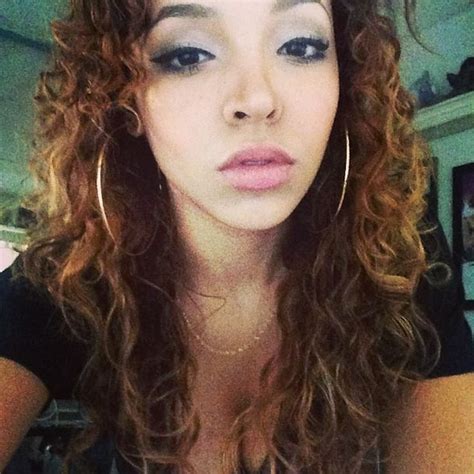 Tinashe Curly Hair Pic