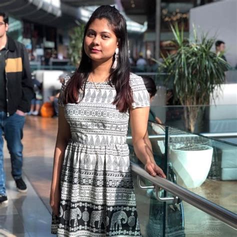 Farah Chowdhury Poplar England United Kingdom Professional