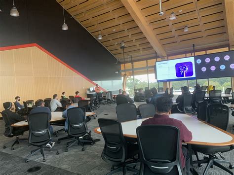 Early Detection Of Misinformation And Disinformation On Social Media Talk