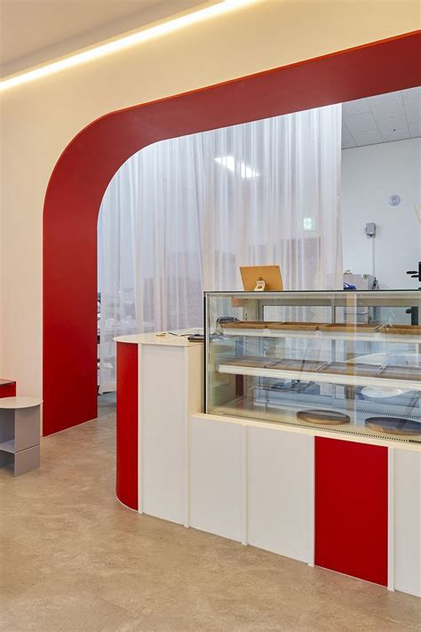 No1127 투유카롱 레드컬러로 포인트를 준 11평 마카롱 전문점 인테리어 소매점 디자인 인테리어 인테리어 디자인