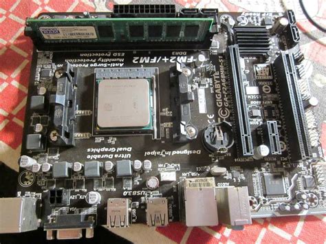 Материнка для ПК комплект 700 грн Настільні компютери Засілля на Olx